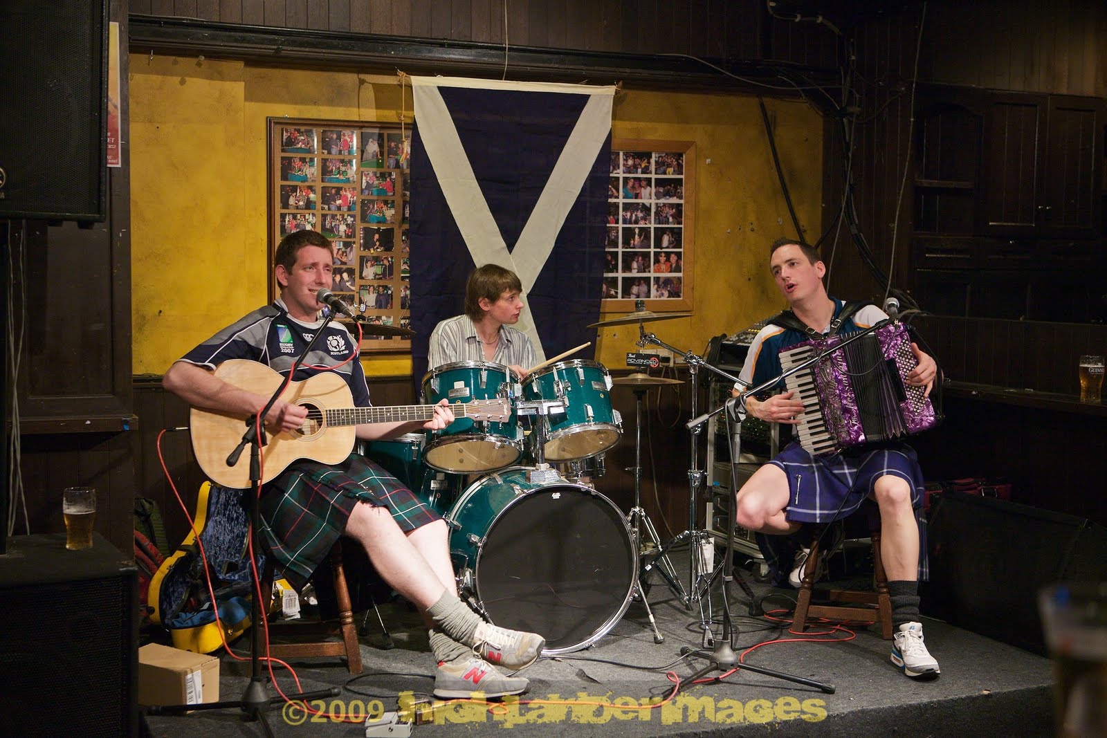 The Gary Innes Band Live at Finnegan’s – highlanderimages photography