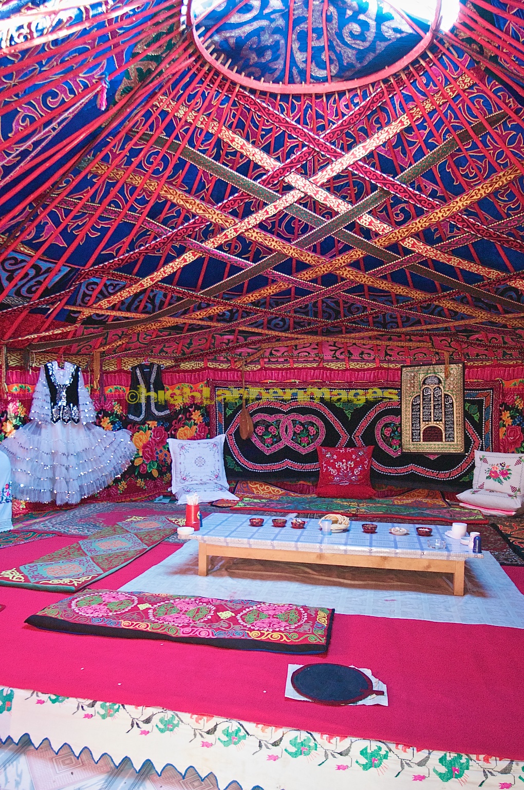 Inside The Yurt Tent – highlanderimages photography