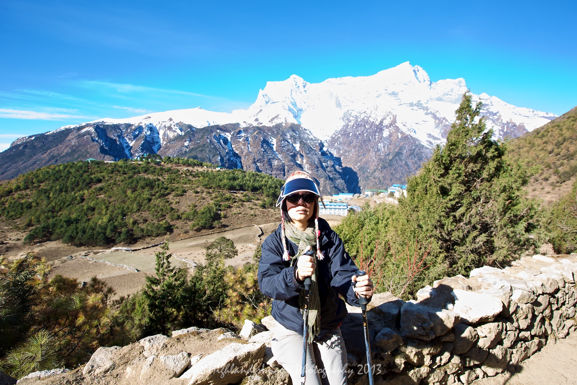Leaving Namche Bazaar on the start of a long tough trek to Tengboche ...